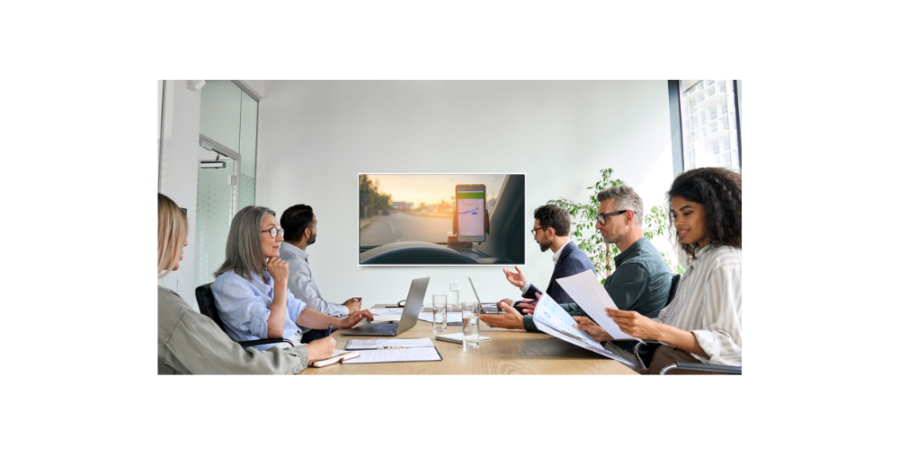 Interactive Flat Panel Displays in Navigation maps